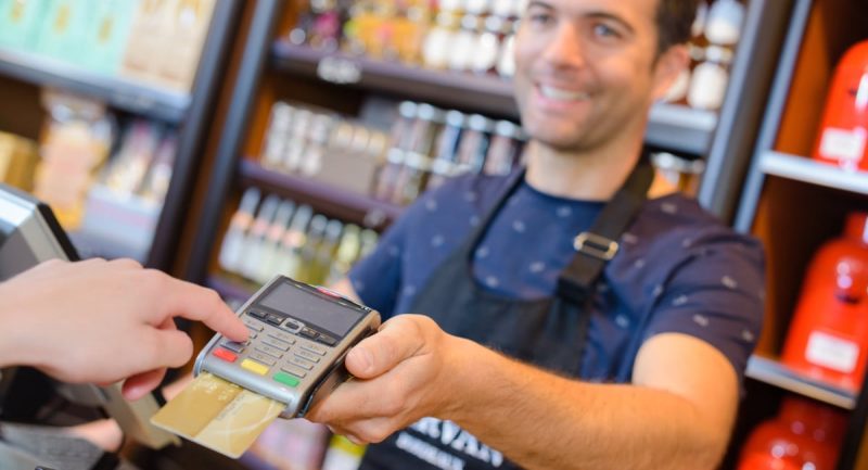 Pinautomaat huren of kopen? Vergelijk kosten en contracten